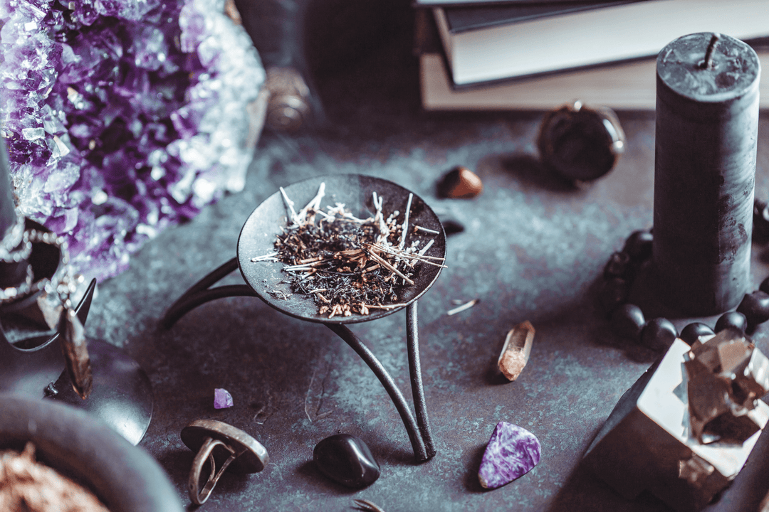 Glamour Magick:Metal Correspondences, Jewelry Enchantments and a Beaut ...